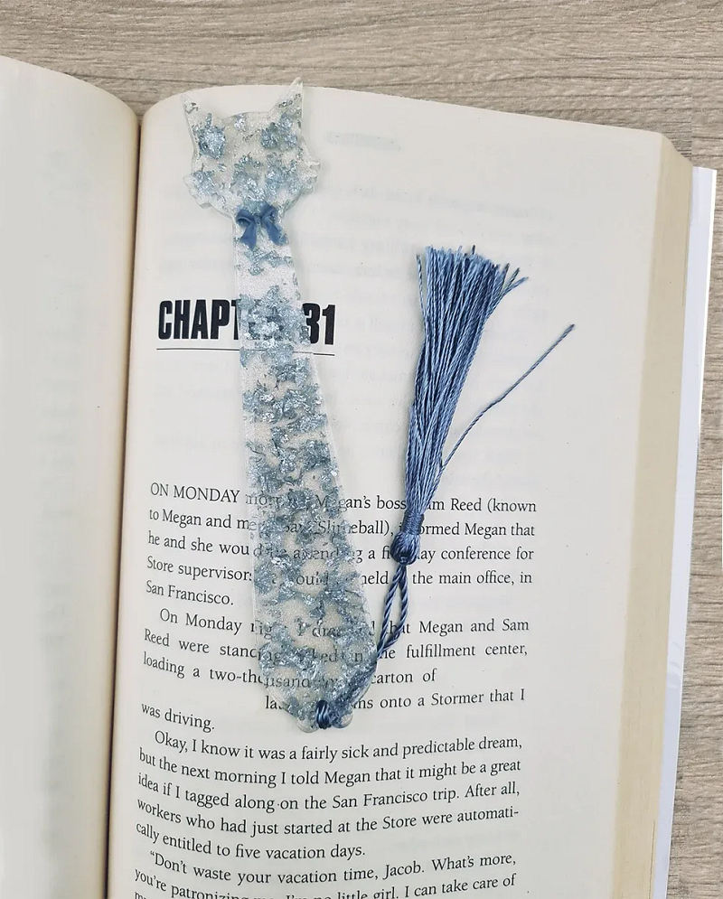 Silver Flake Large Cat Head Bookmark - Open Window Crafts